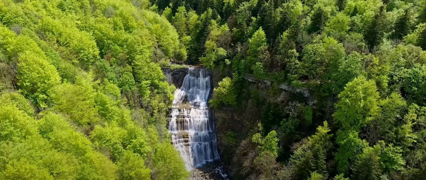Cascade du Hérisson : un lieu à découvrir dans le Jura en 2024 ...